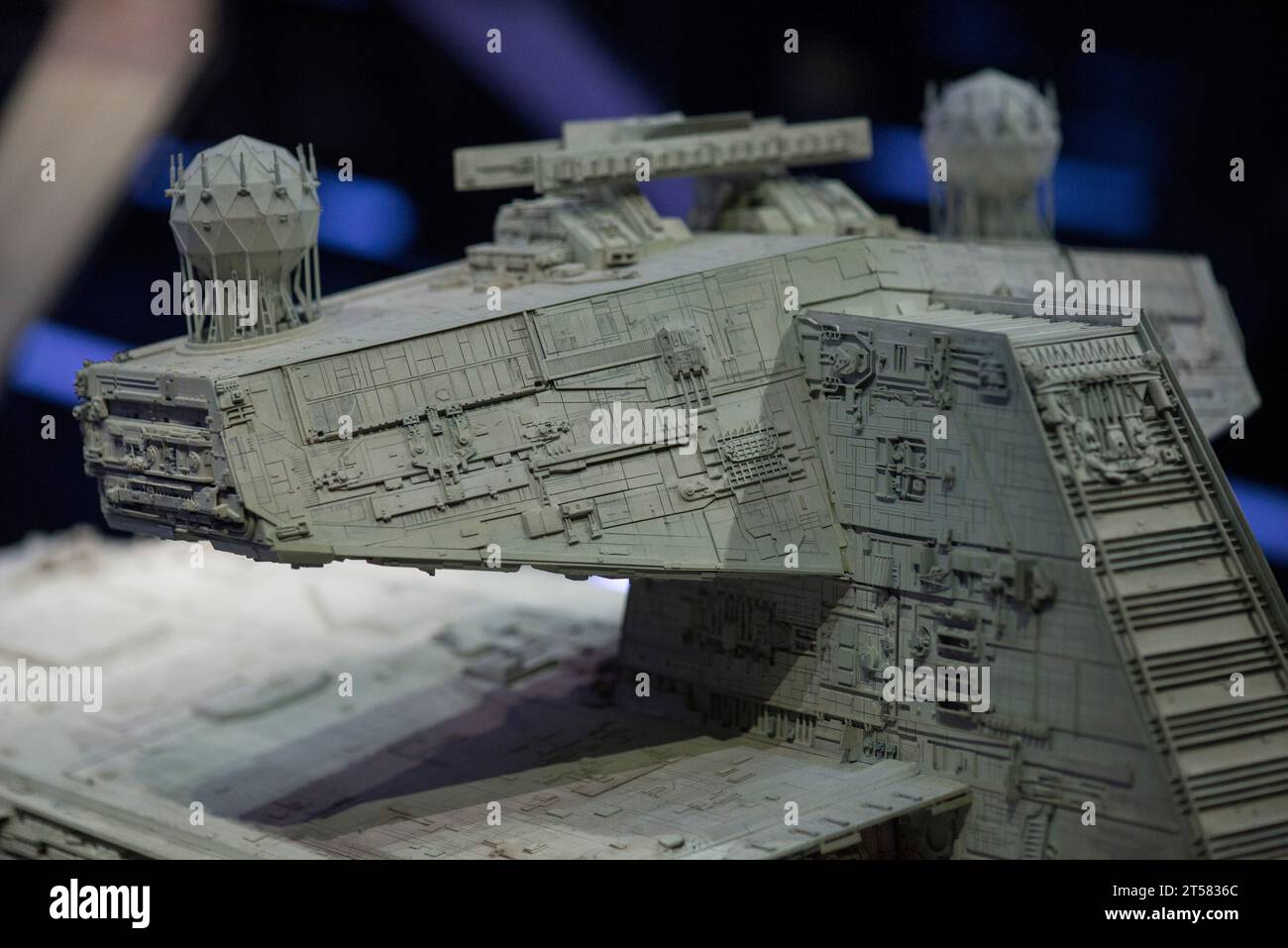 Original Imperial-class Star Destroyer model used in Star Wars - The ...