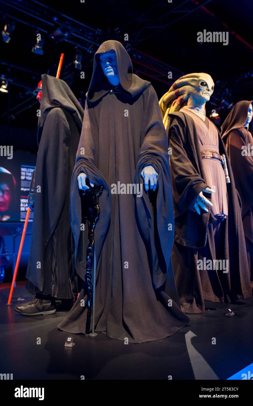 Darth Sidious Costume