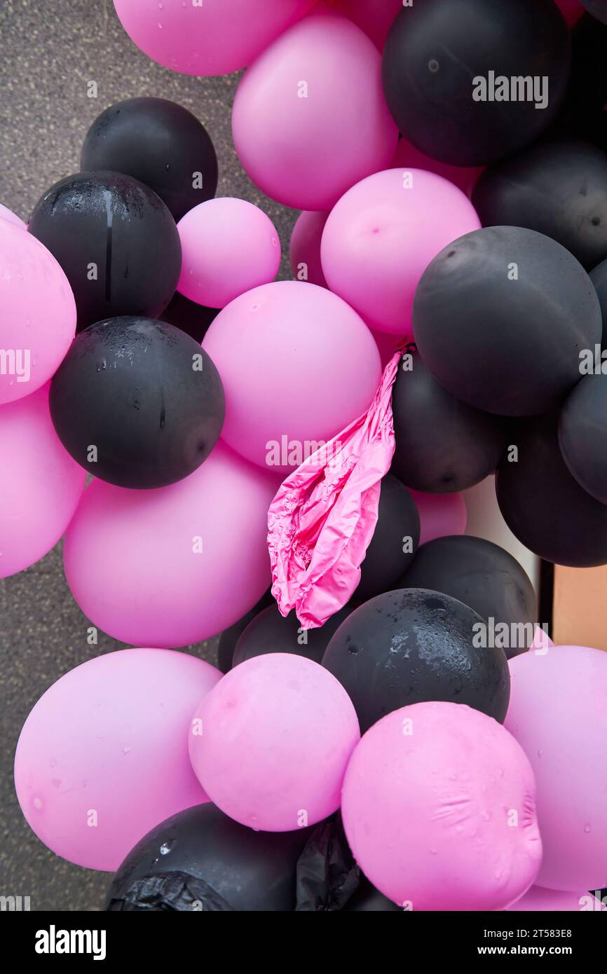 Inflated deflated balloon hi-res stock photography and images - Alamy