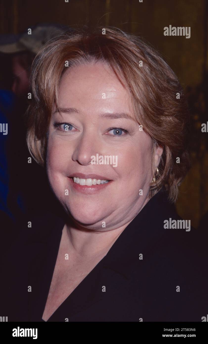 Kathy Bates attends a screening of "Annie" at the New Amsterdam Theatre ...
