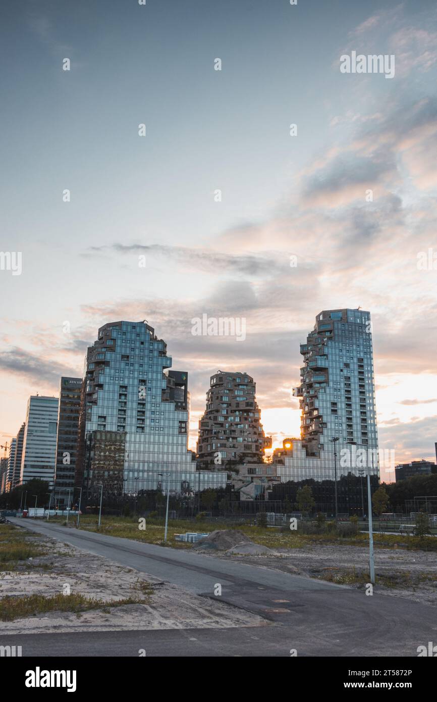 U shaped structure hi-res stock photography and images - Alamy