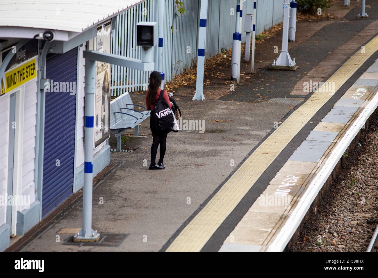 Mind the gap train female hi-res stock photography and images - Alamy