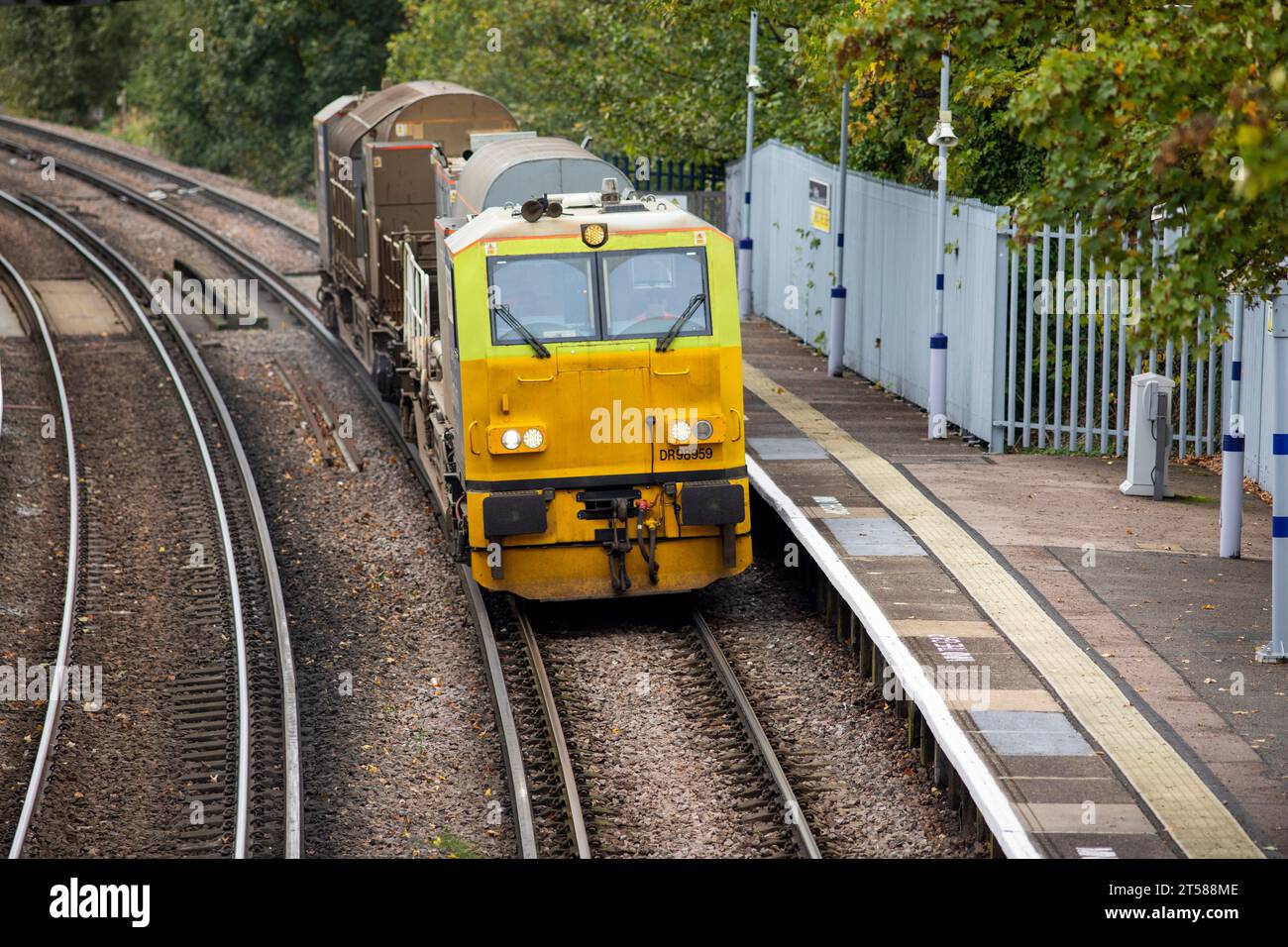 Welling railway station is situated in Welling, part of the London ...