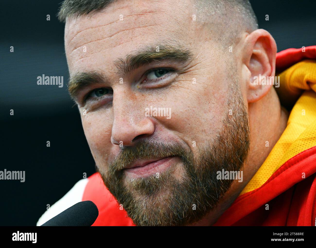 03 November 2023, Hesse, Frankfurt/Main: American Football: NFL, Before ...