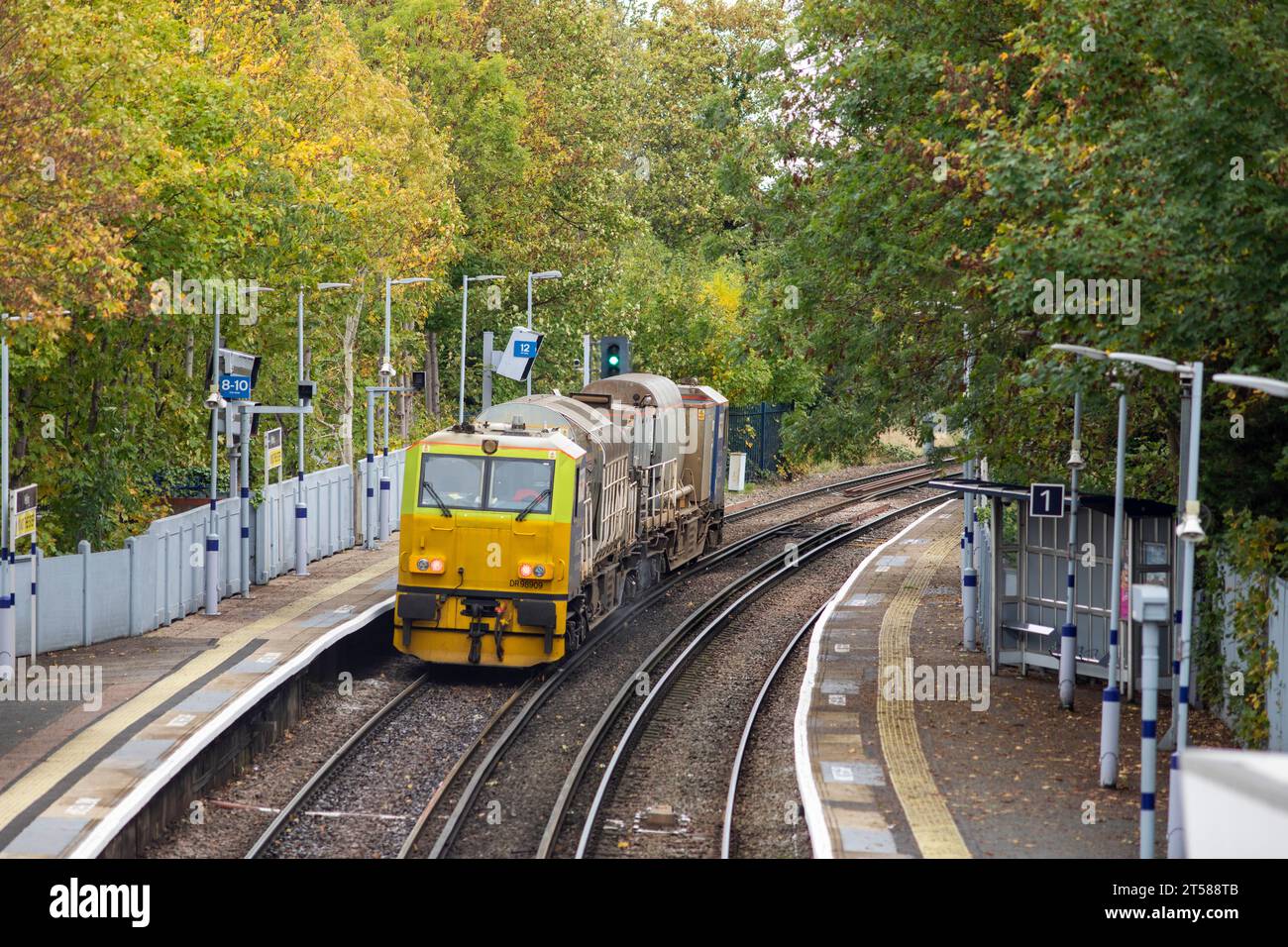 Welling railway station is situated in Welling, part of the London ...