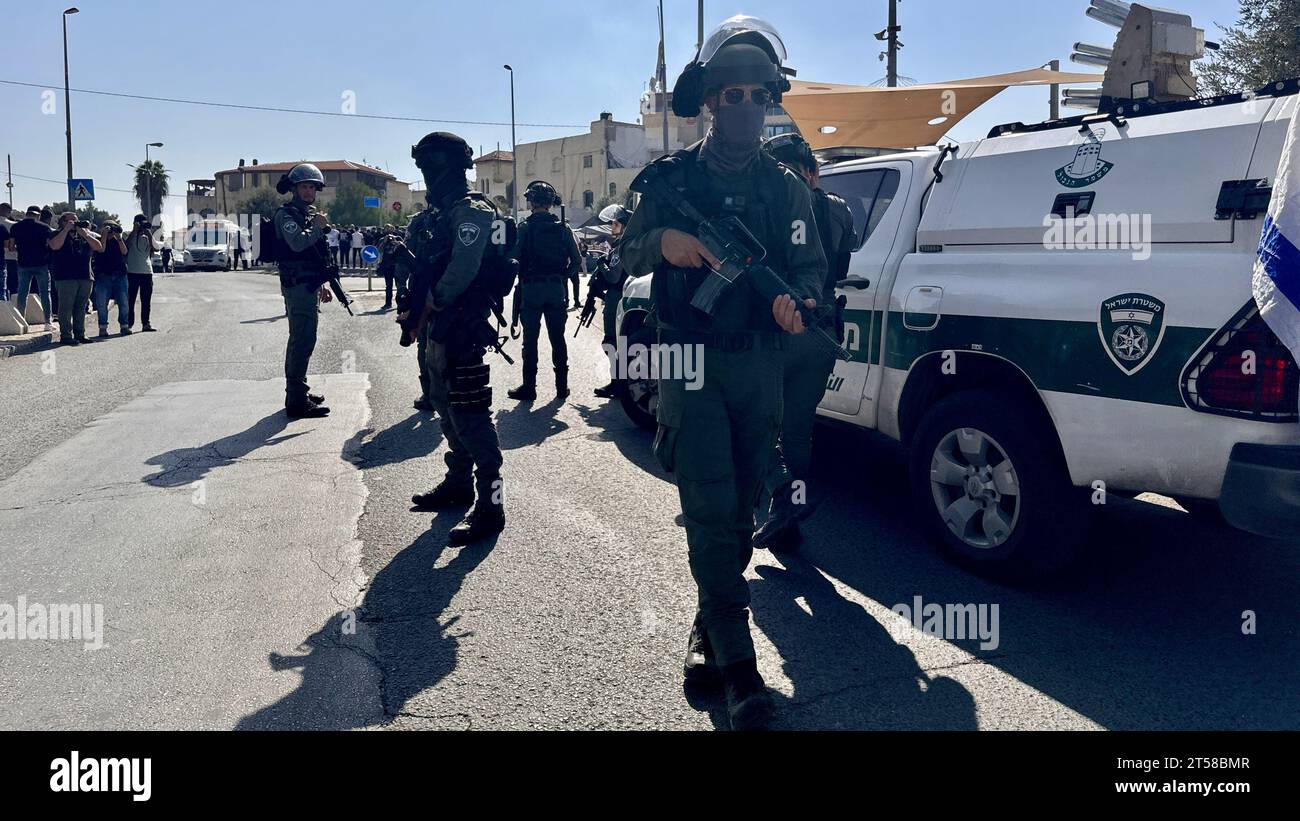 Israeli security forces on the streets of Jerusalem, Israel, November 3 ...