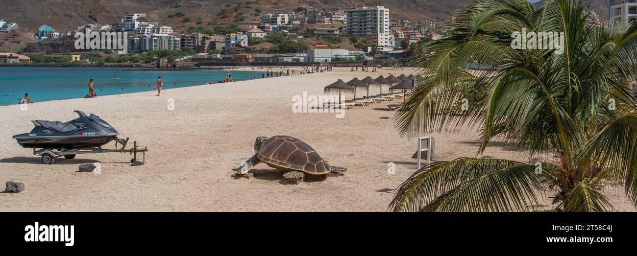 Laginha beach mindelo sao vicente hi-res stock photography and images ...