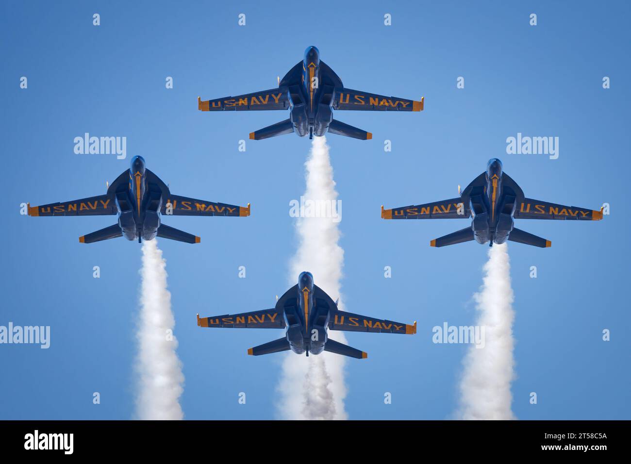 The US Navy Blue Angels in their diamond formation at America's Airshow ...