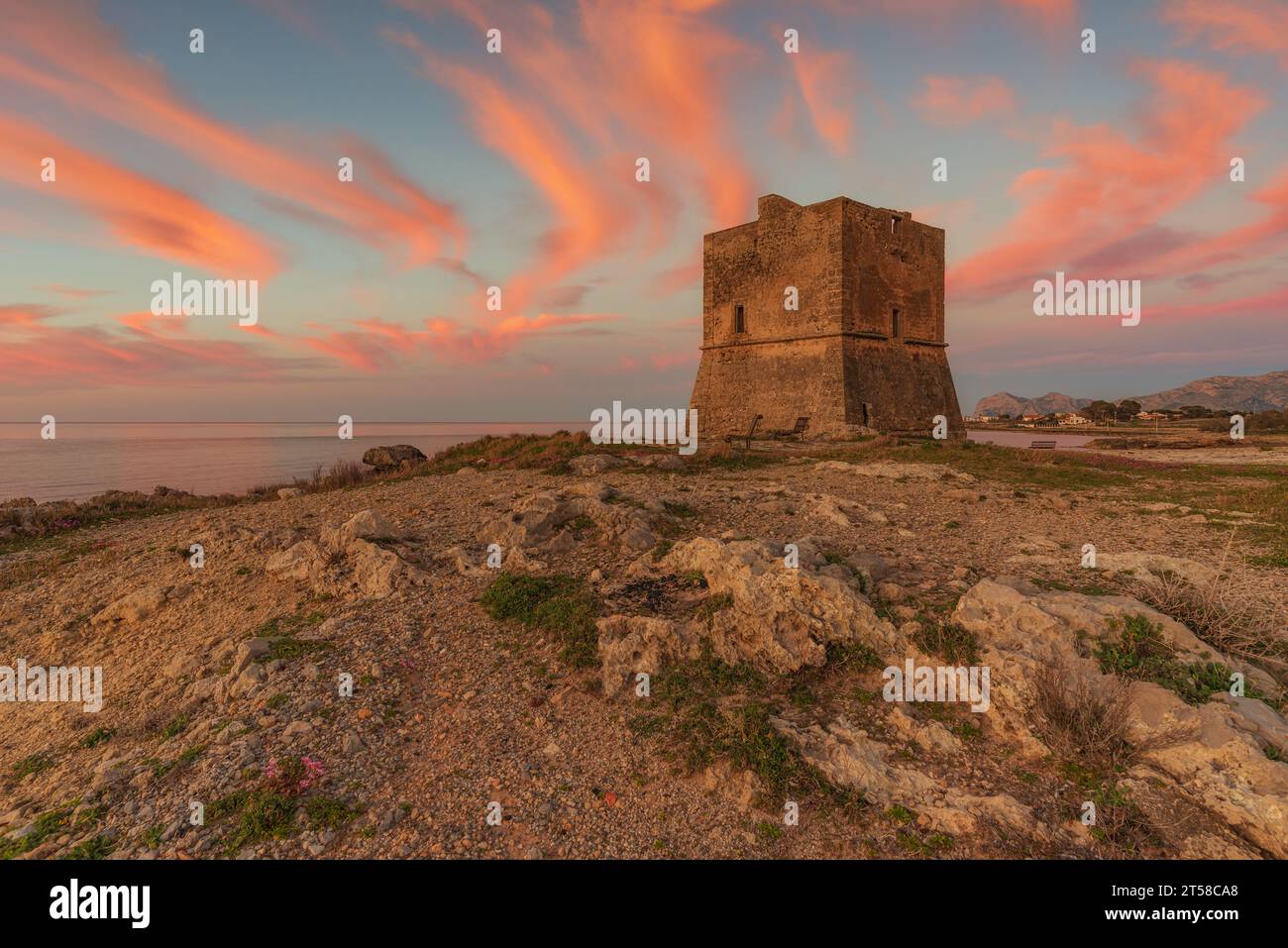 Coastal towers of sicily hi-res stock photography and images - Alamy