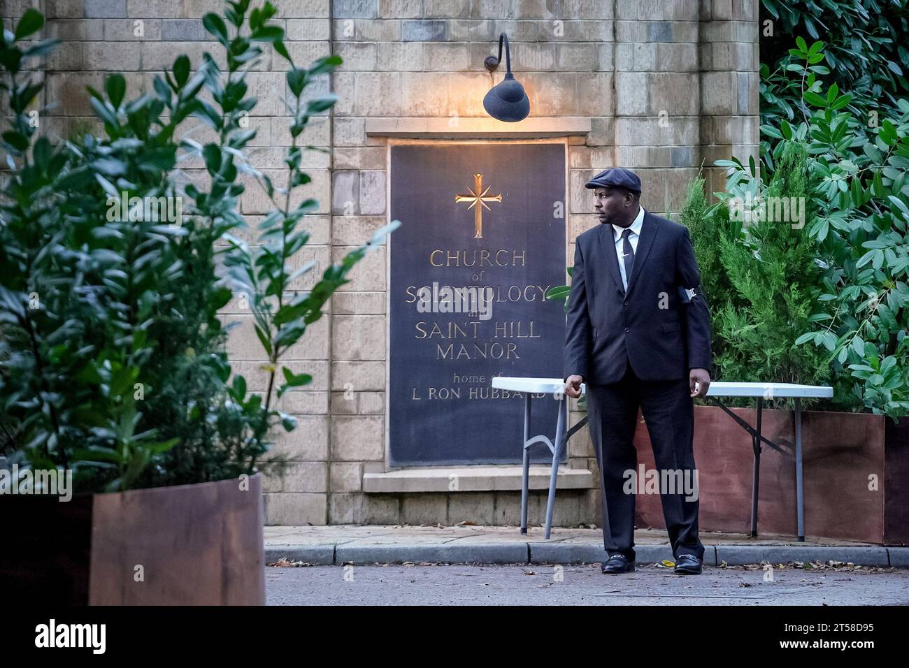 Anti church hi-res stock photography and images - Alamy