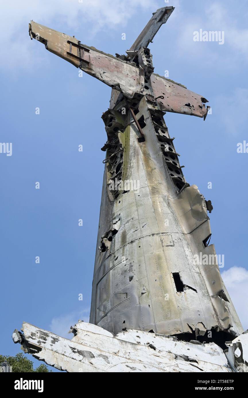 VIETNAM, Hanoi, Military Museum, military equipment and war scrap from ...