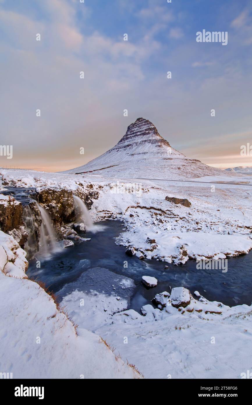 Photographed mountain hi-res stock photography and images - Alamy