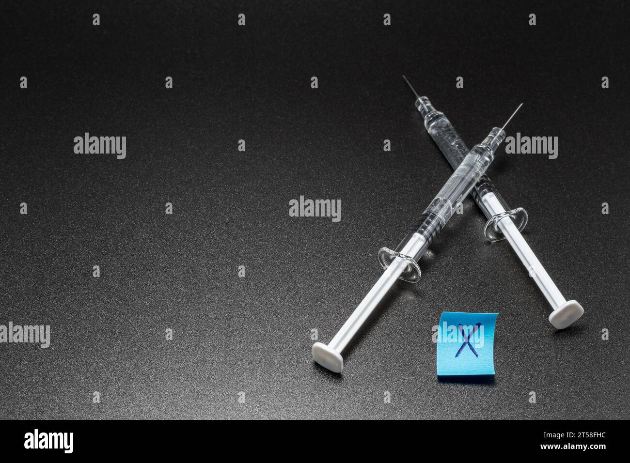 Post it with anti drugs concept. Stop drugs. Medical disposable ...