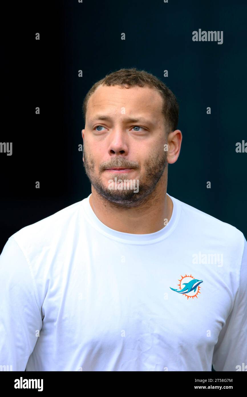 Miami Dolphins fullback Alec Ingold (30) walks onto the field before ...