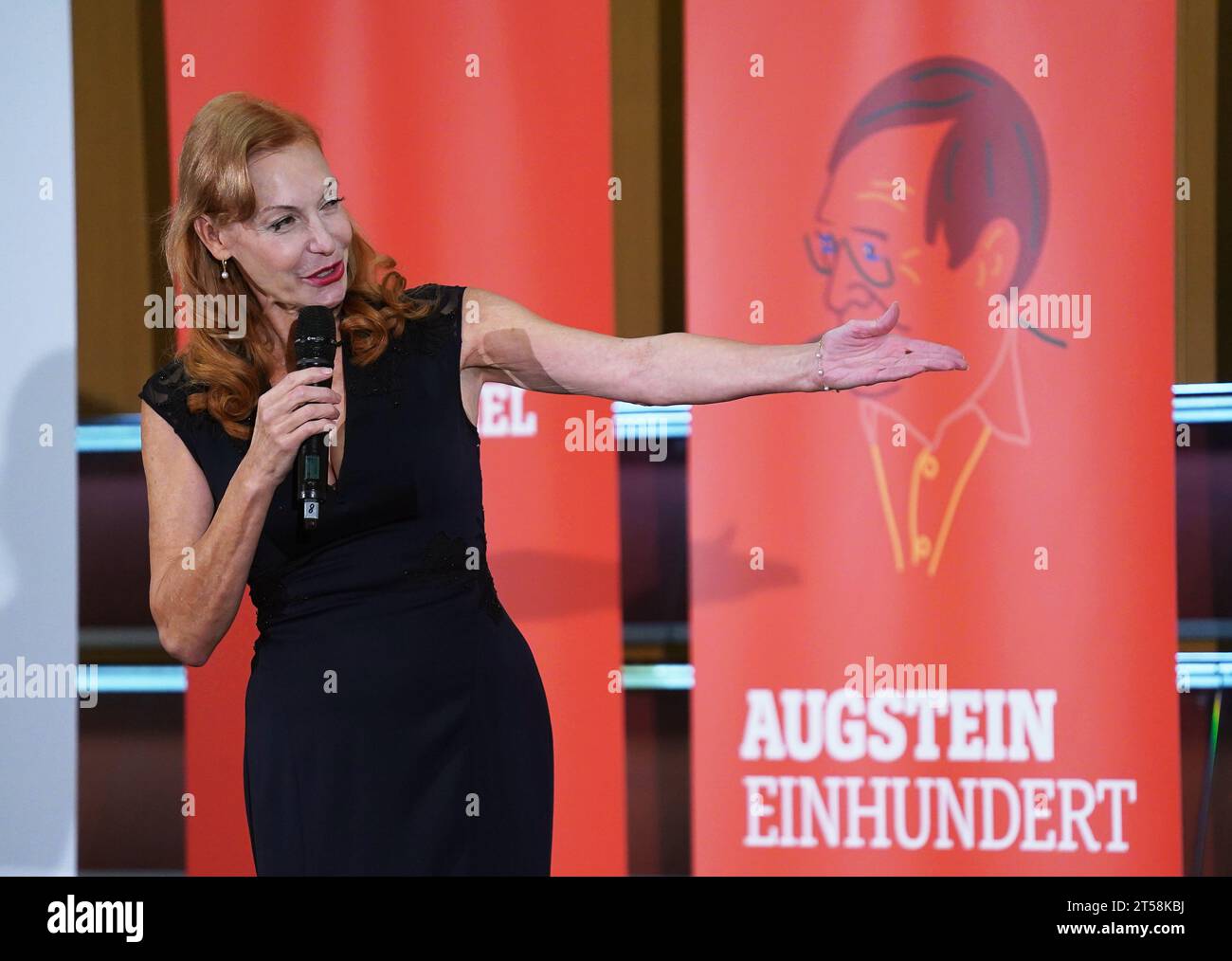 Hamburg, Germany. 03rd Nov, 2023. Ute Lemper, singer, performs during ...