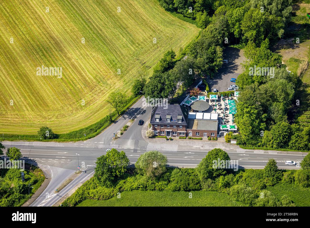 Hotel and restaurant beisenbusch with outdoor catering and sunshades hi ...