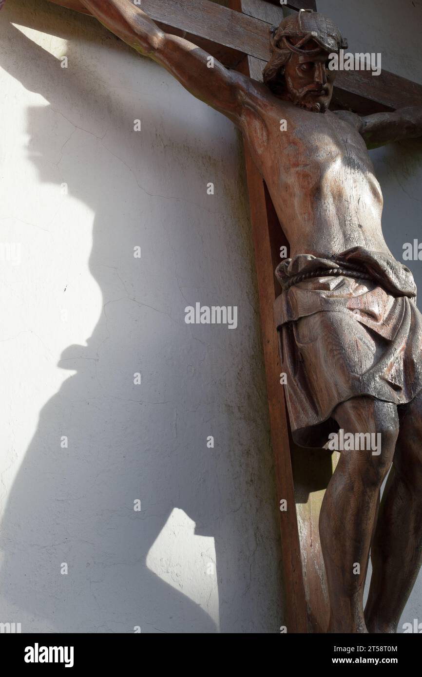 Shadow of the Cross, Crucifix All Saints Church Holme on Spalding Moor ...