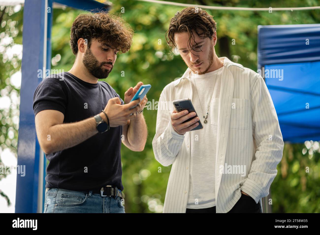 Students reviewing subject before exam at the university quad Stock ...
