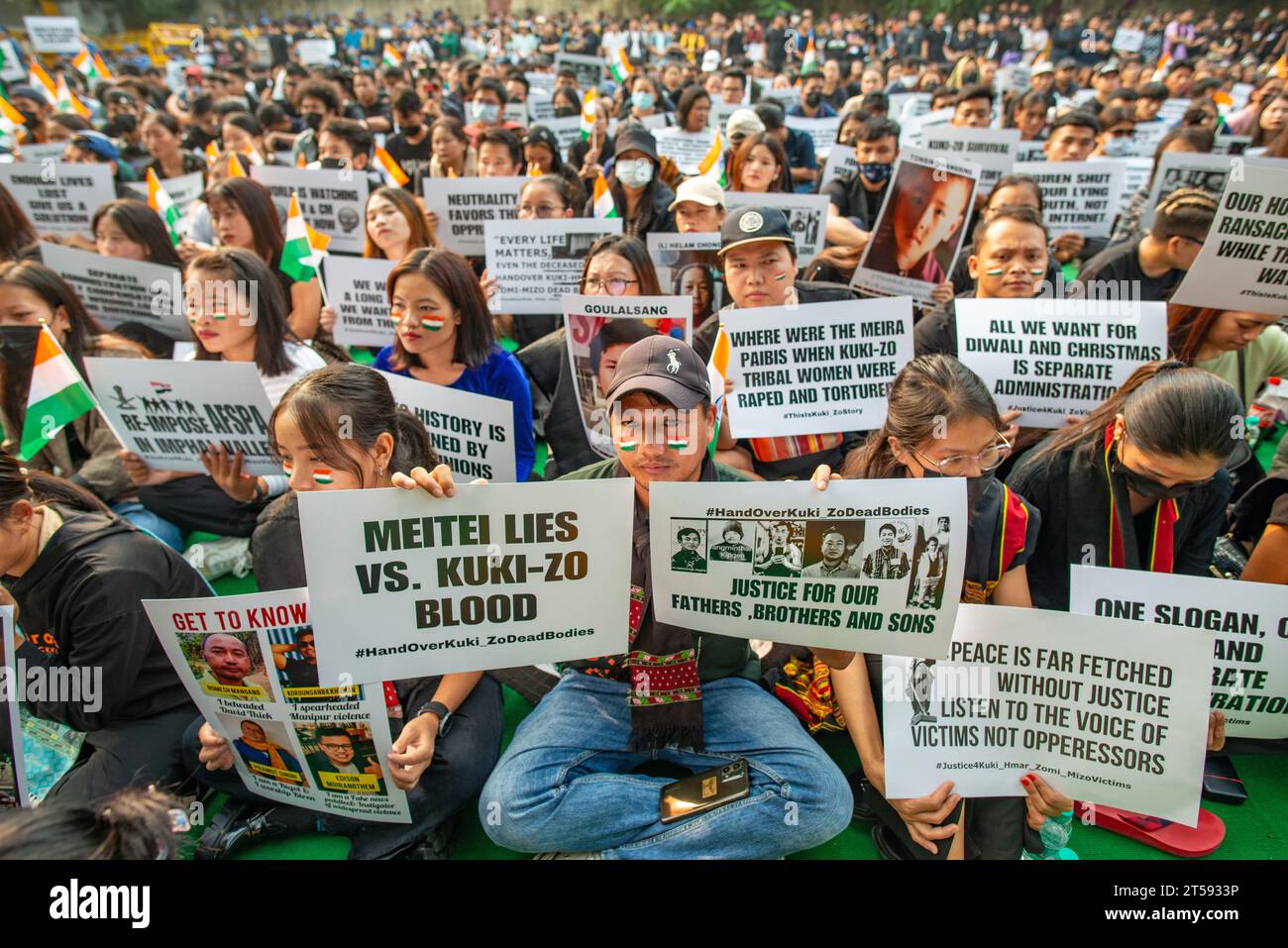 Kuki zo tribe hi-res stock photography and images - Alamy