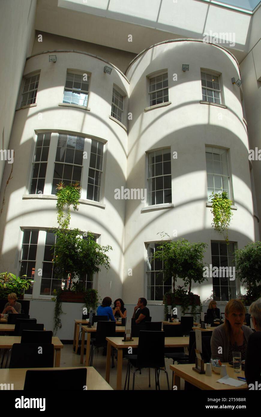 'Outside-Inside' architecture- a cafe with a difference -an old ...