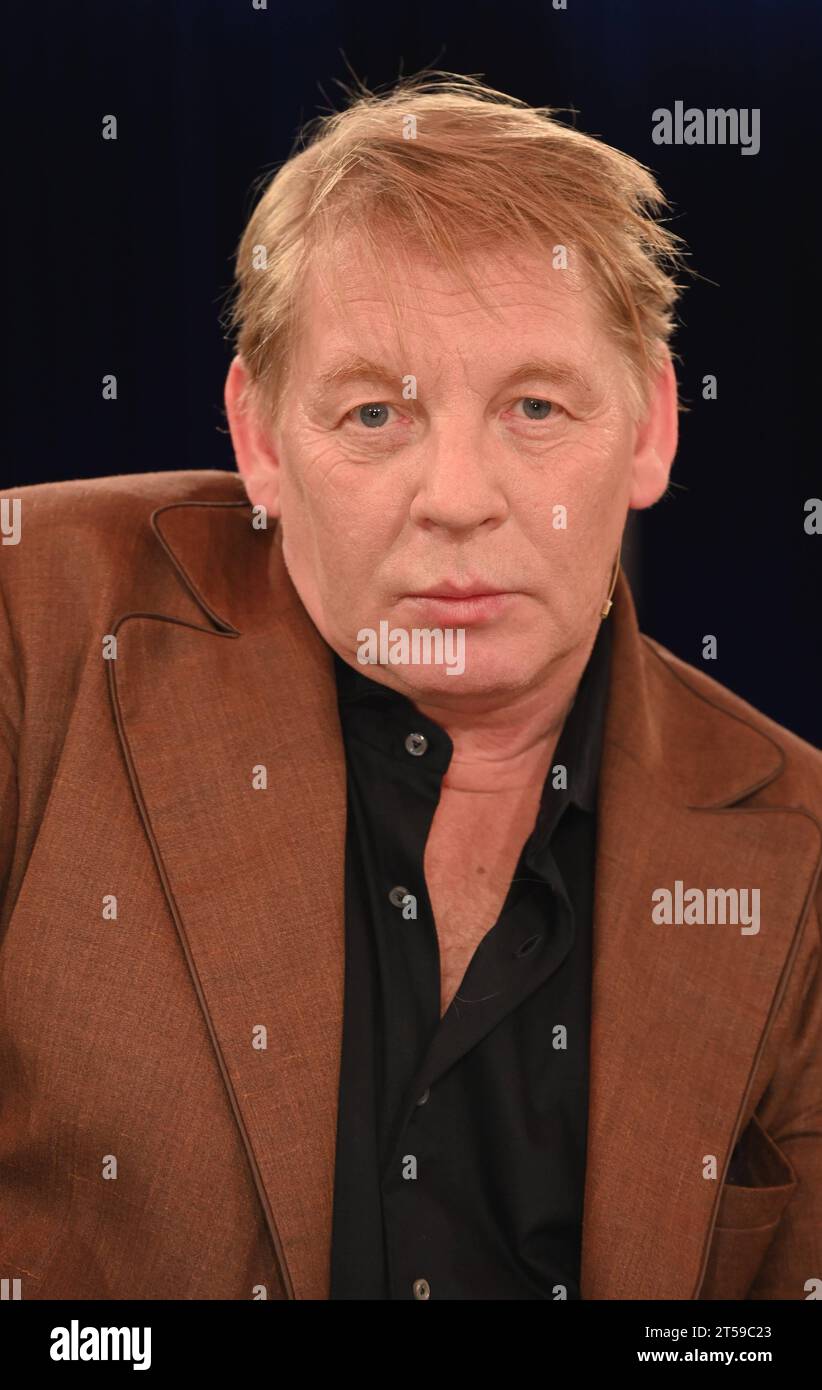 Schauspieler Ben Becker zu Gast in der WDR Talkshow Kölner Treff ...