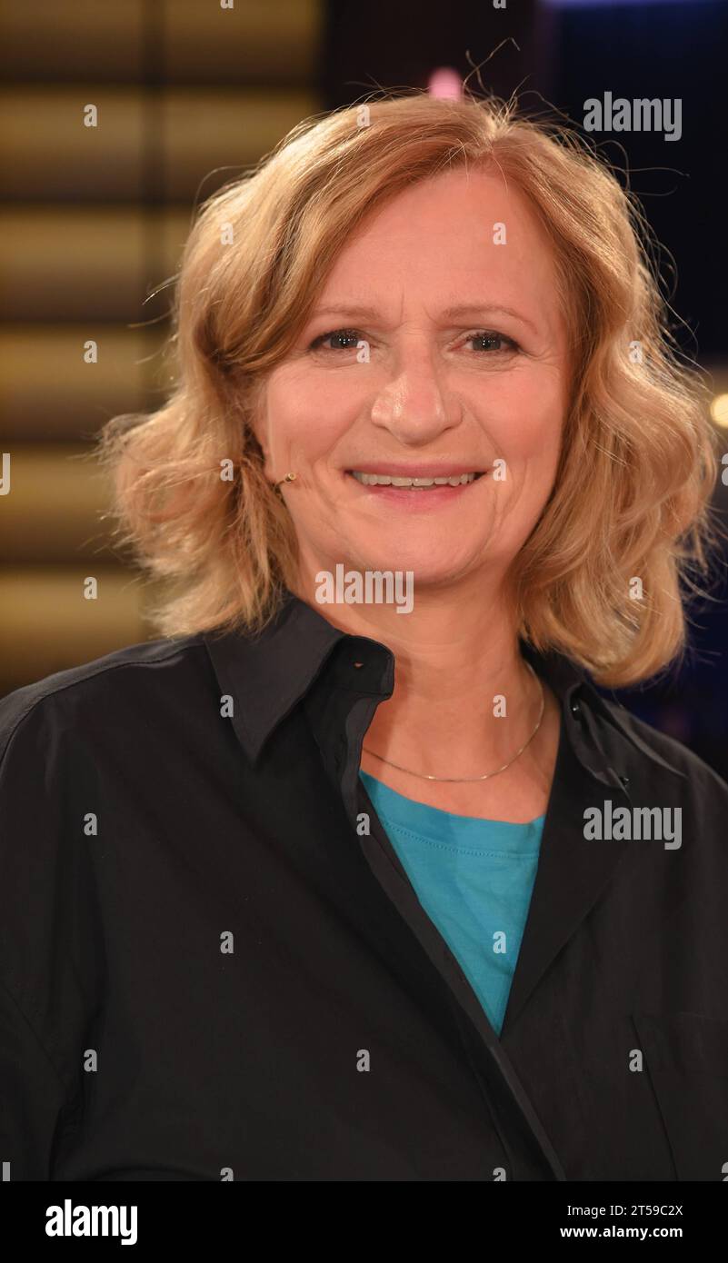 Schauspielerin Johanna Gastdorf Zu Gast In Der Wdr Talkshow Kölner