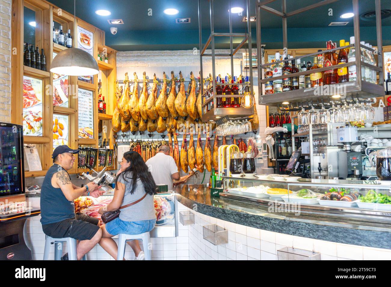 Bar interior bar hi-res stock photography and images - Alamy