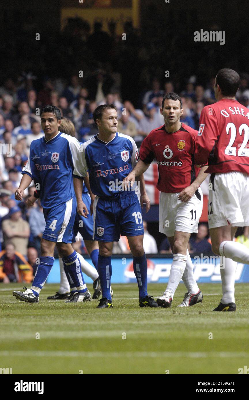 Manchester united legends hi-res stock photography and images - Alamy