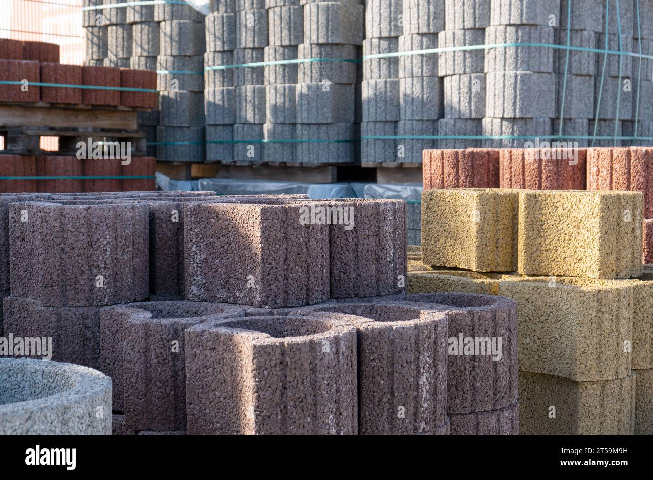Home improvement centers hi-res stock photography and images - Alamy