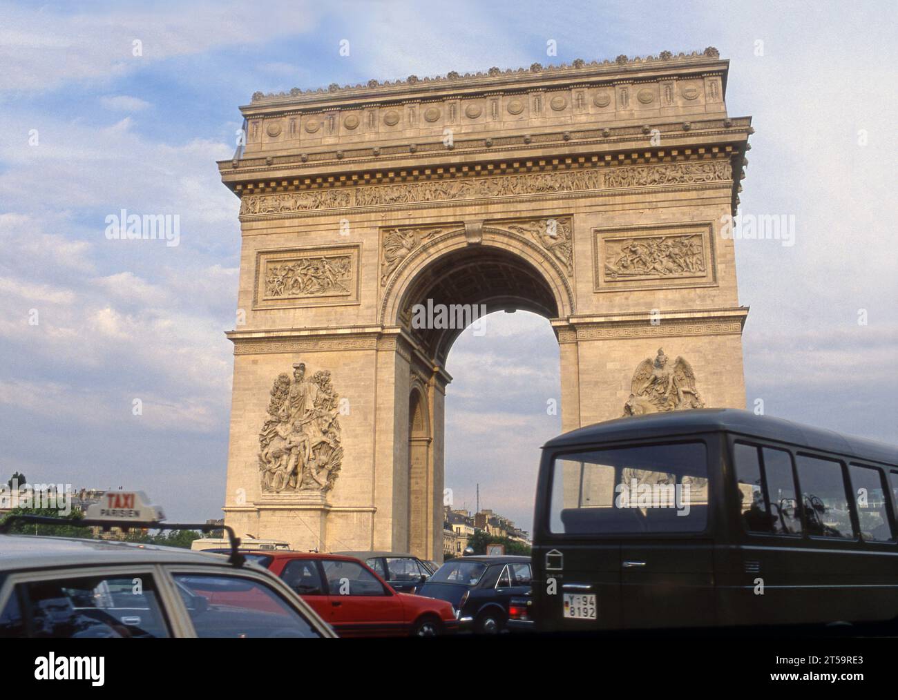 Vintage arc de triomphe hi-res stock photography and images - Alamy