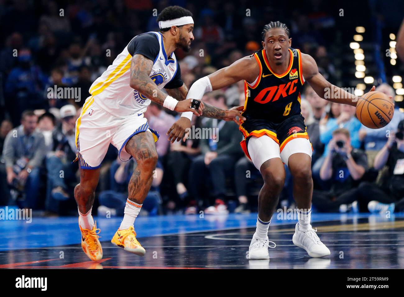 Oklahoma City Thunder forward Jalen Williams (8) dribbles the ball as Golden State Warriors ...