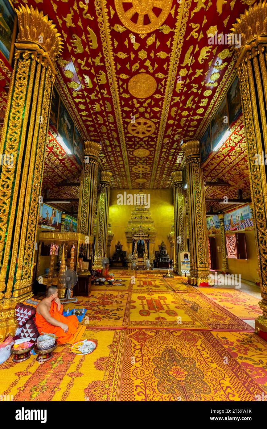 Wat Si Muang(Wat Simuong), inside of main shrine, main hall, Vientiane ...