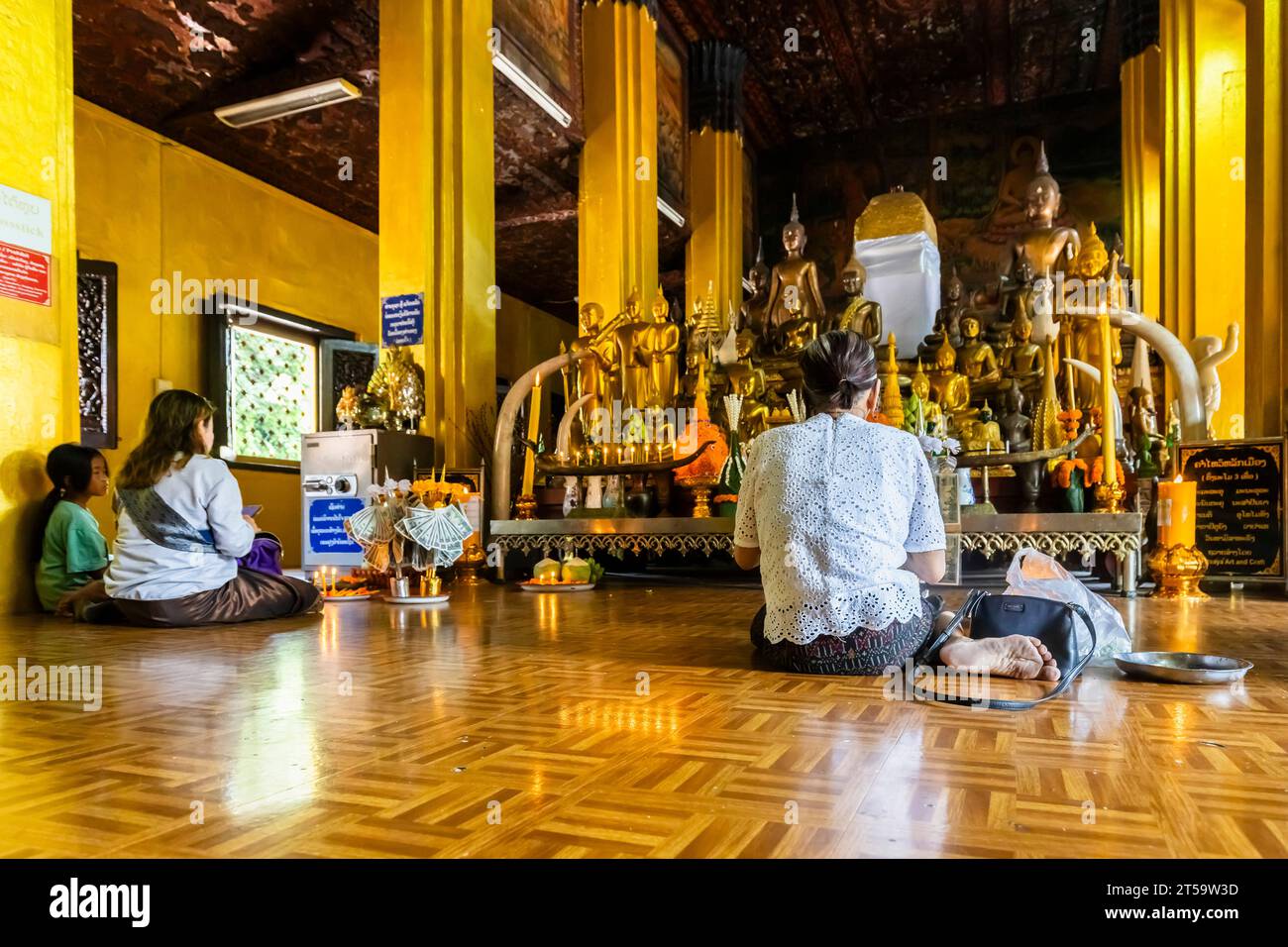 Praying hall hi-res stock photography and images - Alamy