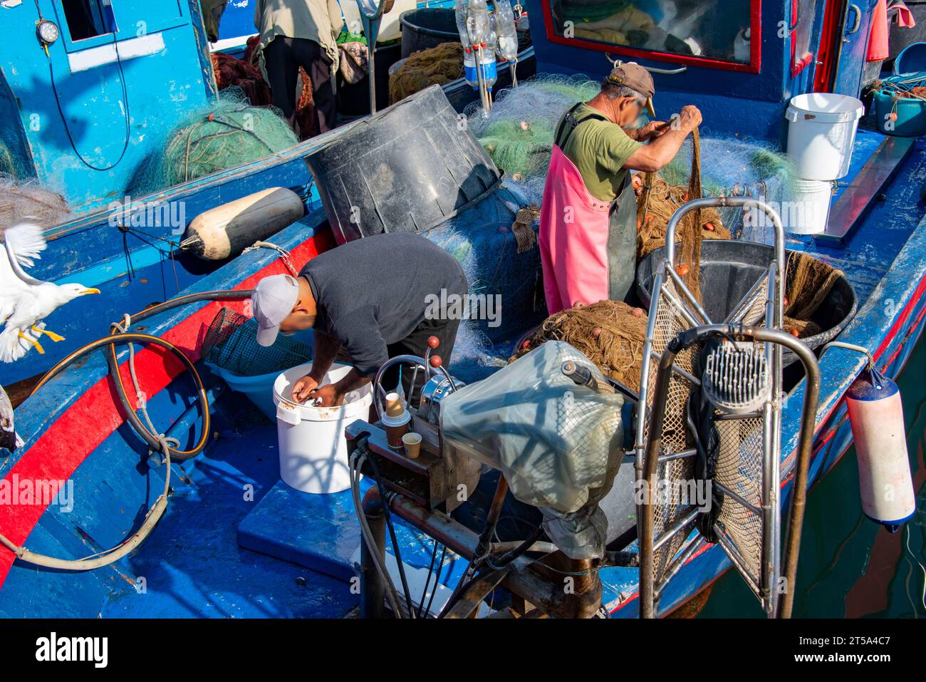 Italian fishing vessels hi-res stock photography and images - Alamy