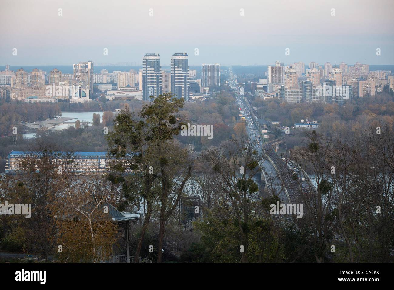 Kyiv, Ukraine. 03rd Nov, 2023. General view of Dnipro river and left ...