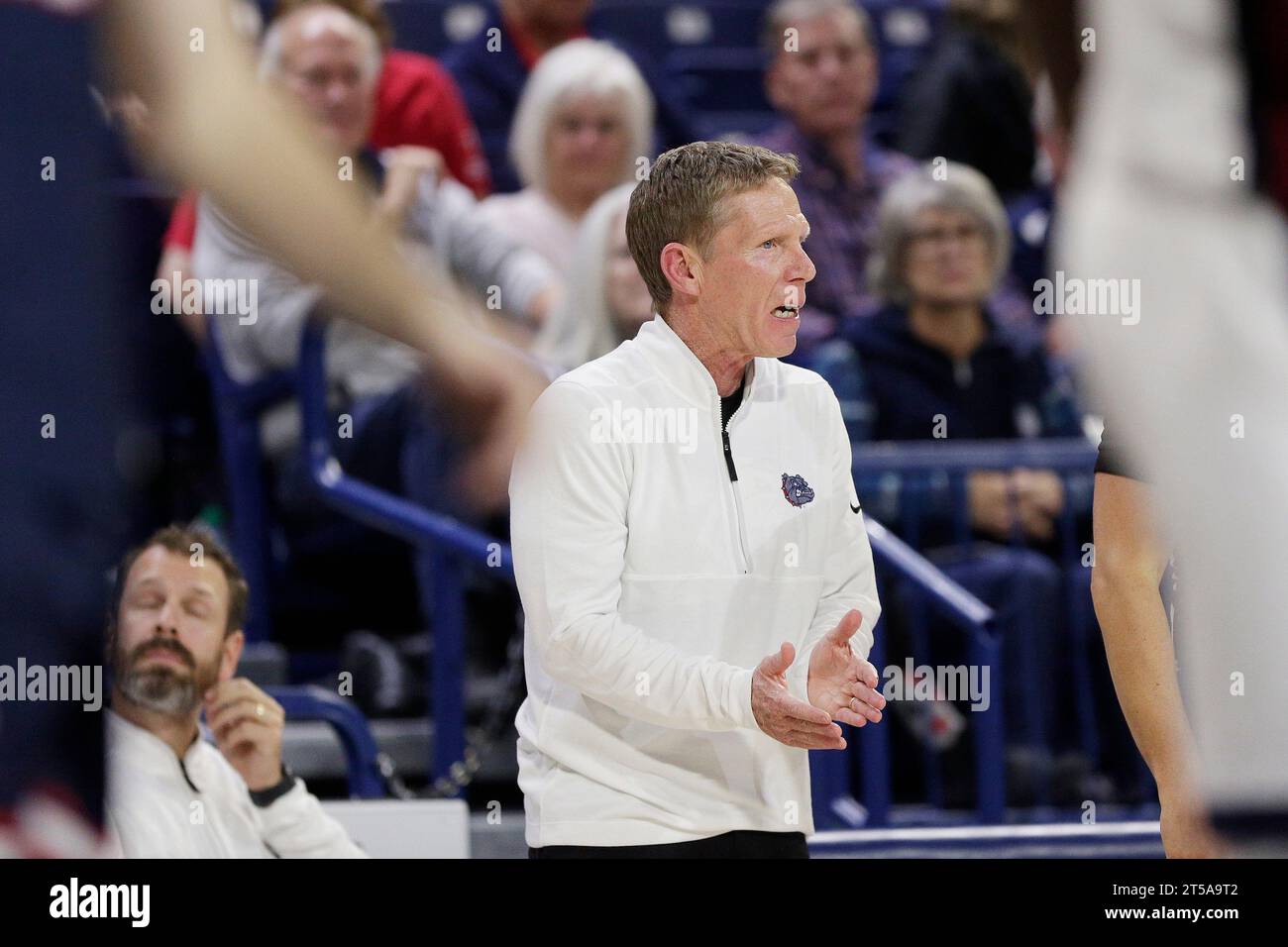 Gonzaga head coach Mark Few reacts during the second half of an NCAA ...