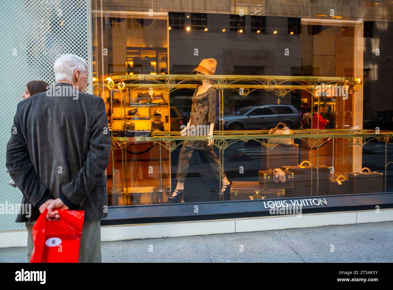 New York City, NY, USA, Shop Fronts Windows, on Fifth Avenue, Luxury ...