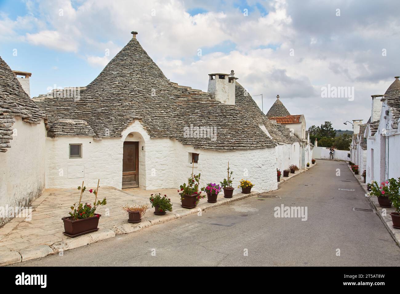 The traditional Trulli houses in Alberobello city, Apulia, Italy Stock ...