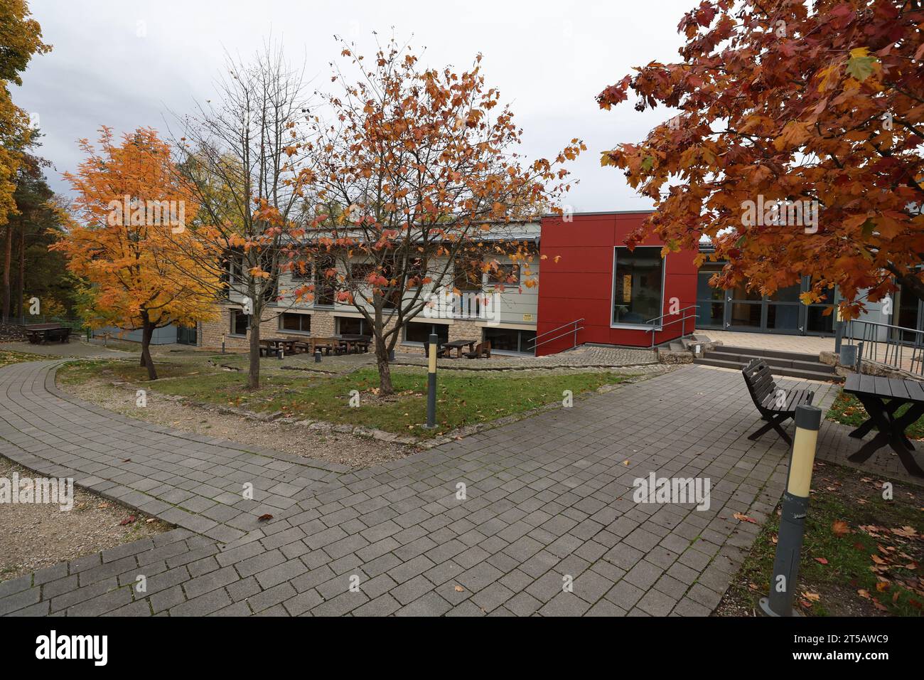 Jena, Germany. 02nd Nov, 2023. The Stern school hostel in Jena with its ...