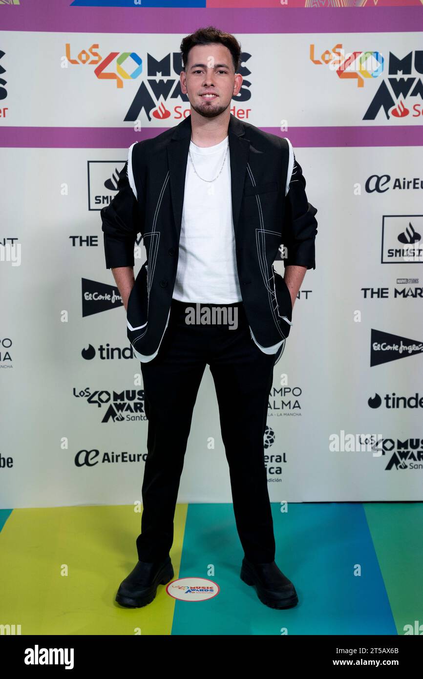 Singer Hilario poses during the photocall of the 40 Music Awards 2023 ...