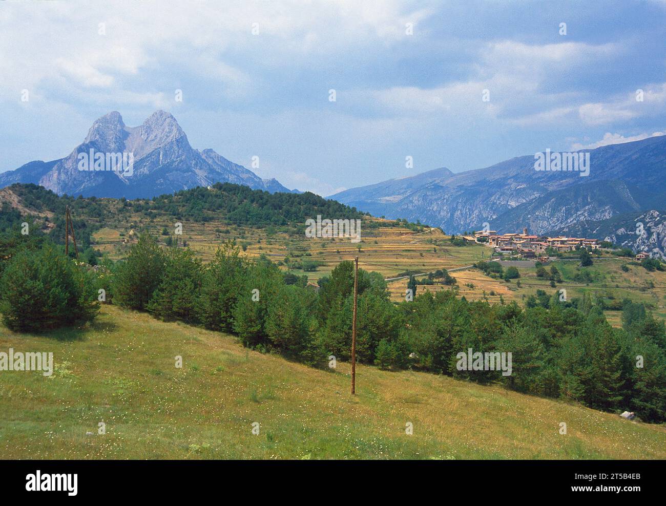 Pedraforca peak. Sierra del Cadi-Moixero Nature Reserve, Barcelona ...