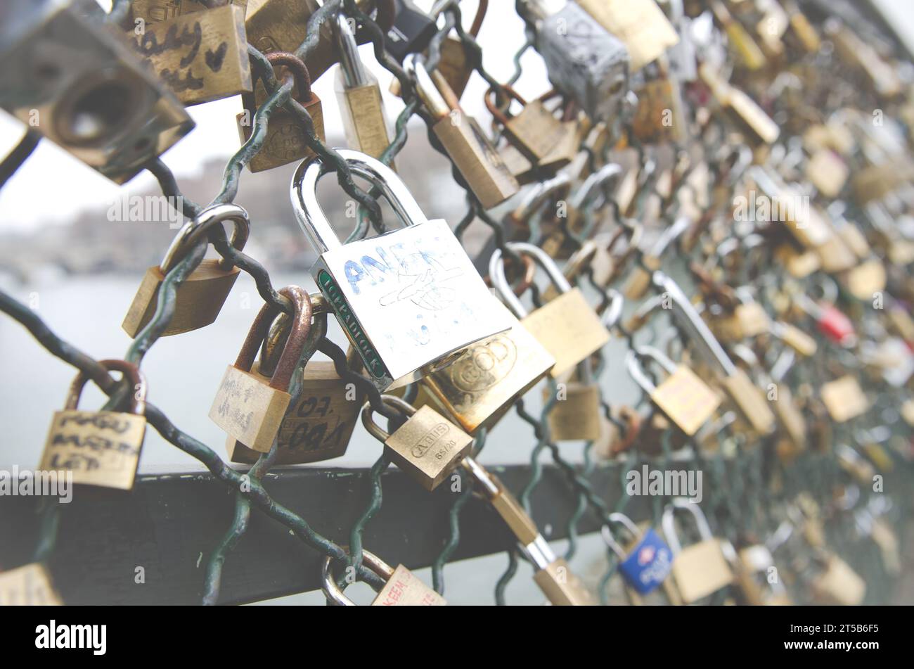 Love padlocks, a tradition of the romantic Paris Stock Photo - Alamy