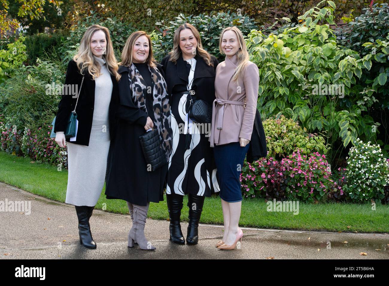 Ascot, Berkshire, UK. 4th November, 2023. Racegoers arriving at Ascot ...
