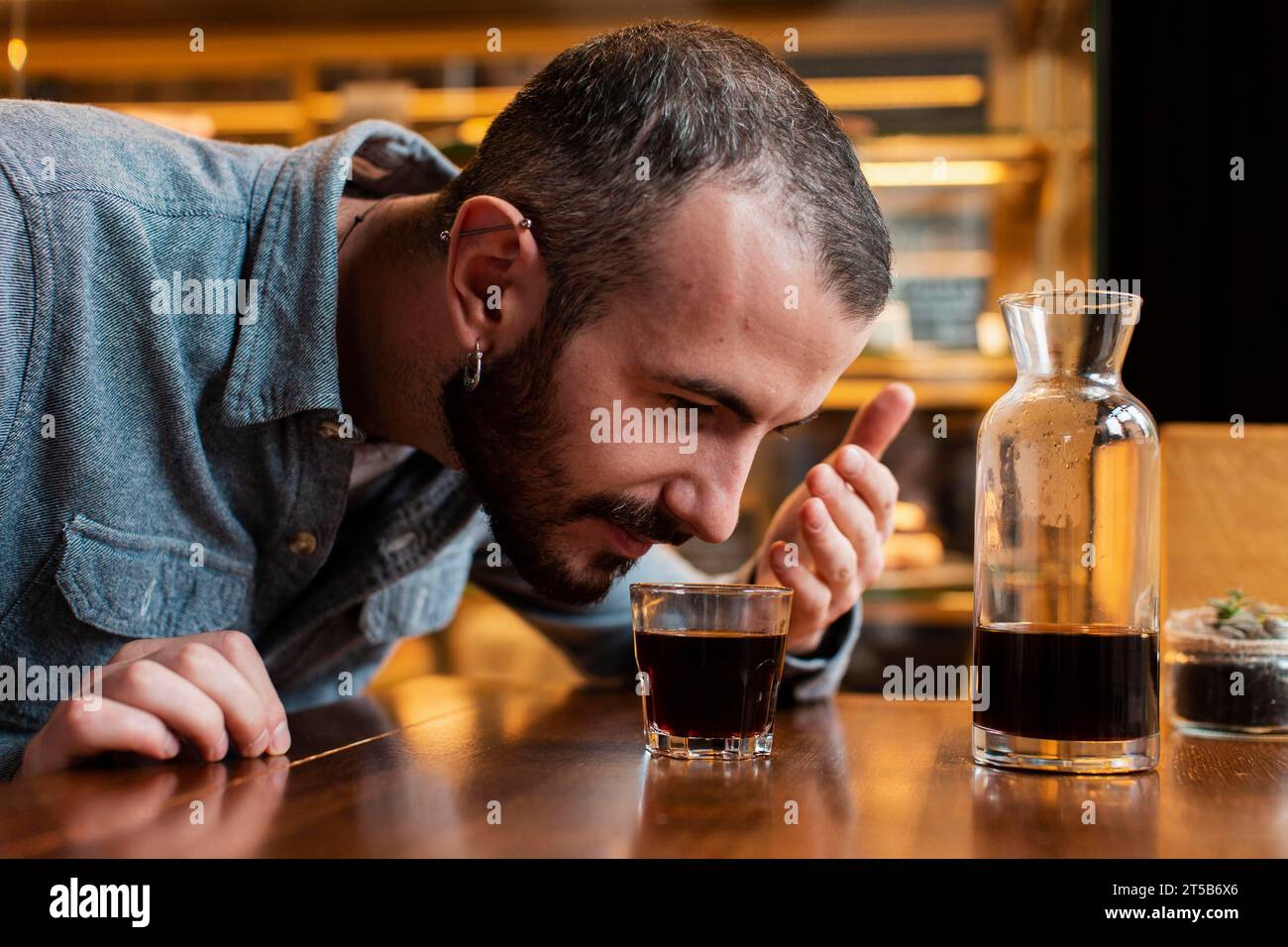 Cupping therapy man hi-res stock photography and images - Alamy