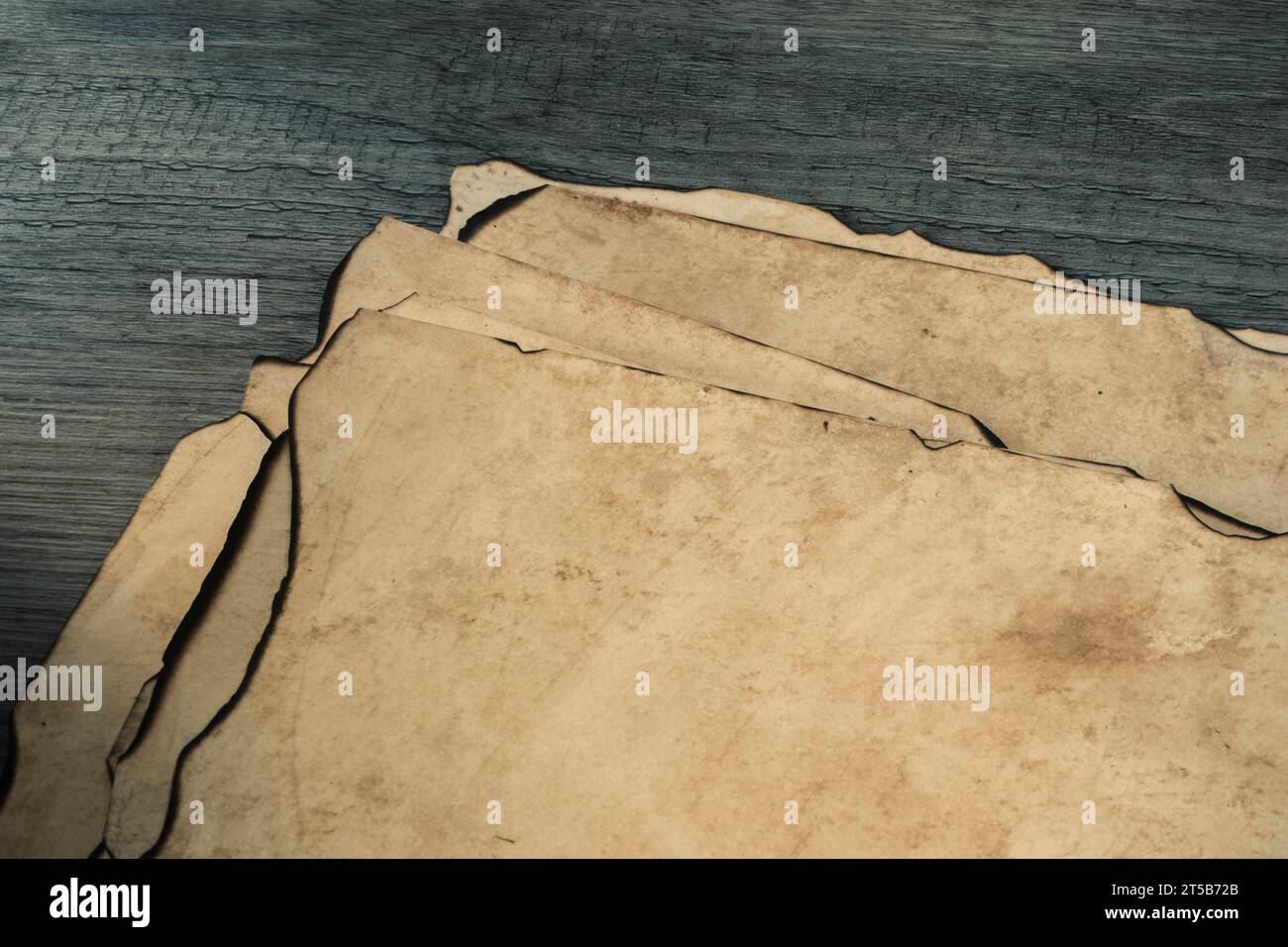 Crop sheets old paper Stock Photo - Alamy