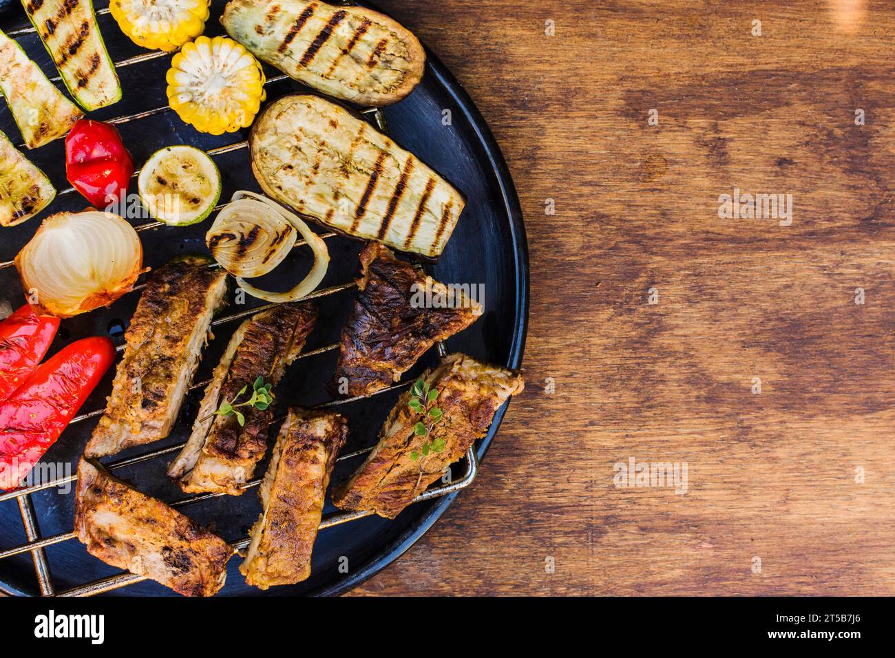 Skewer with grilled vegetables hi-res stock photography and images - Alamy