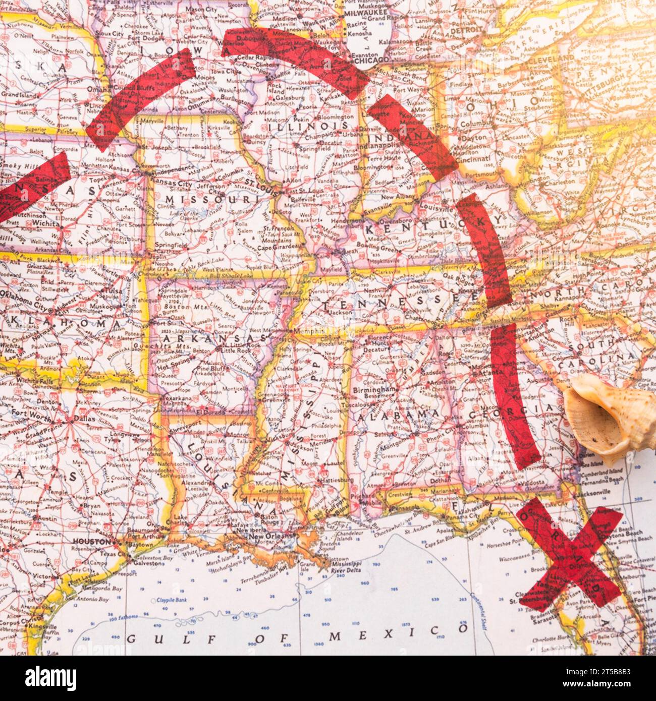 Red direction map with place marked Stock Photo - Alamy