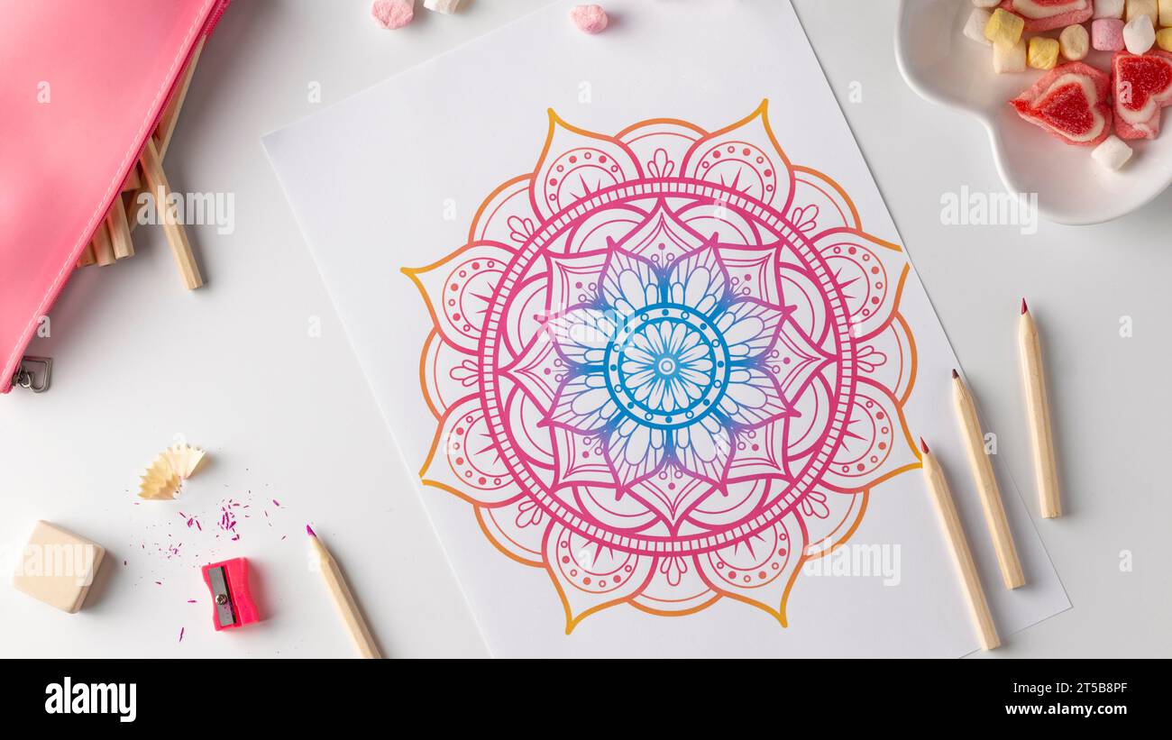 Top view mandala concept Stock Photo - Alamy
