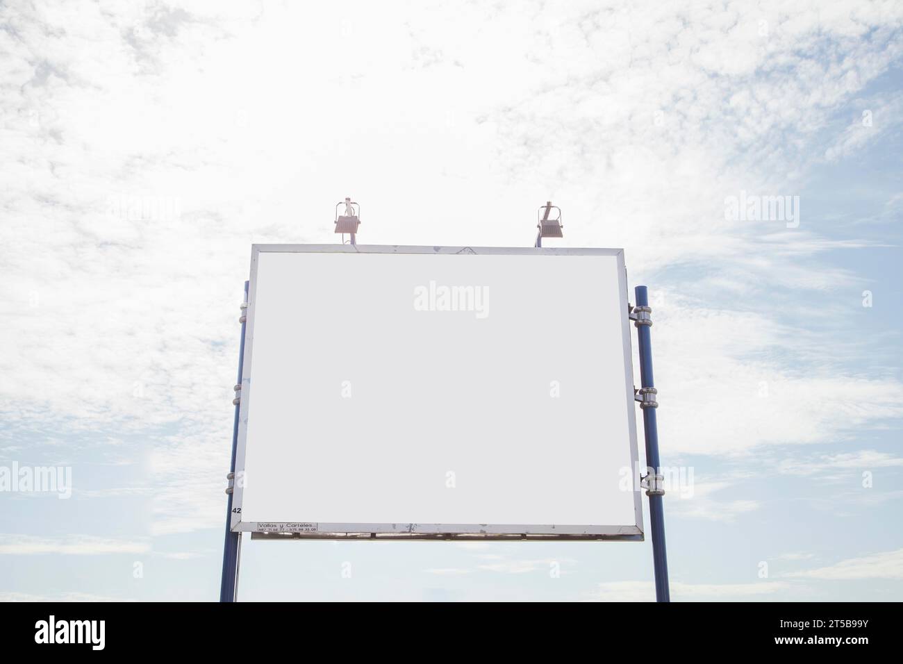 Empty billboard sign hi-res stock photography and images - Alamy