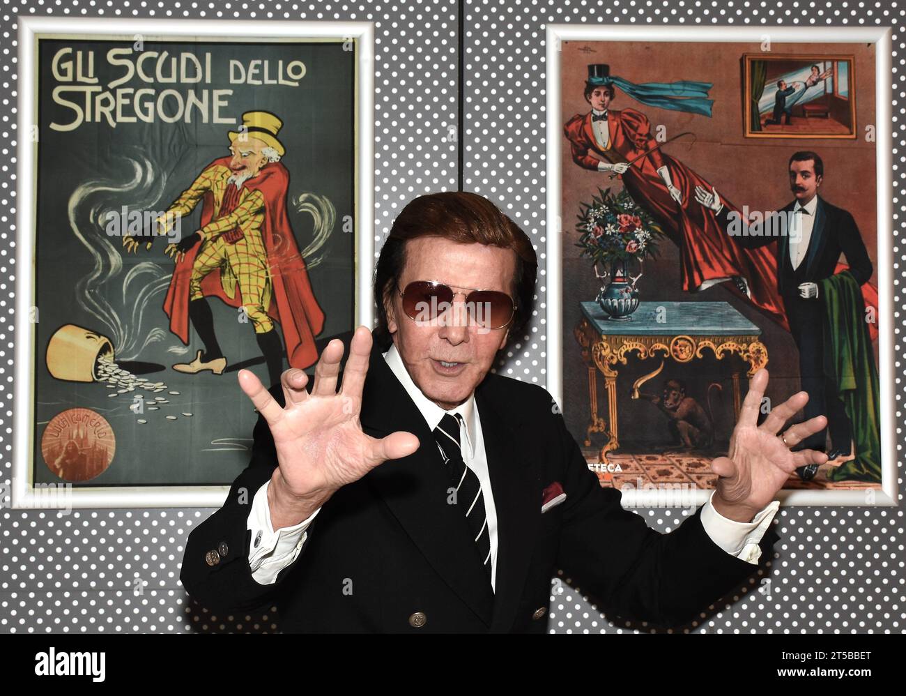 Milan, . 04th Nov, 2023. Milan, Italy A ME GLI OCCHI exhibition show ...